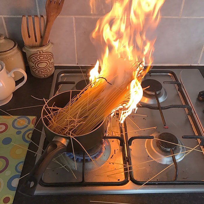 How 50 Times People Failed In Their Kitchen With Mega Cooking Fails